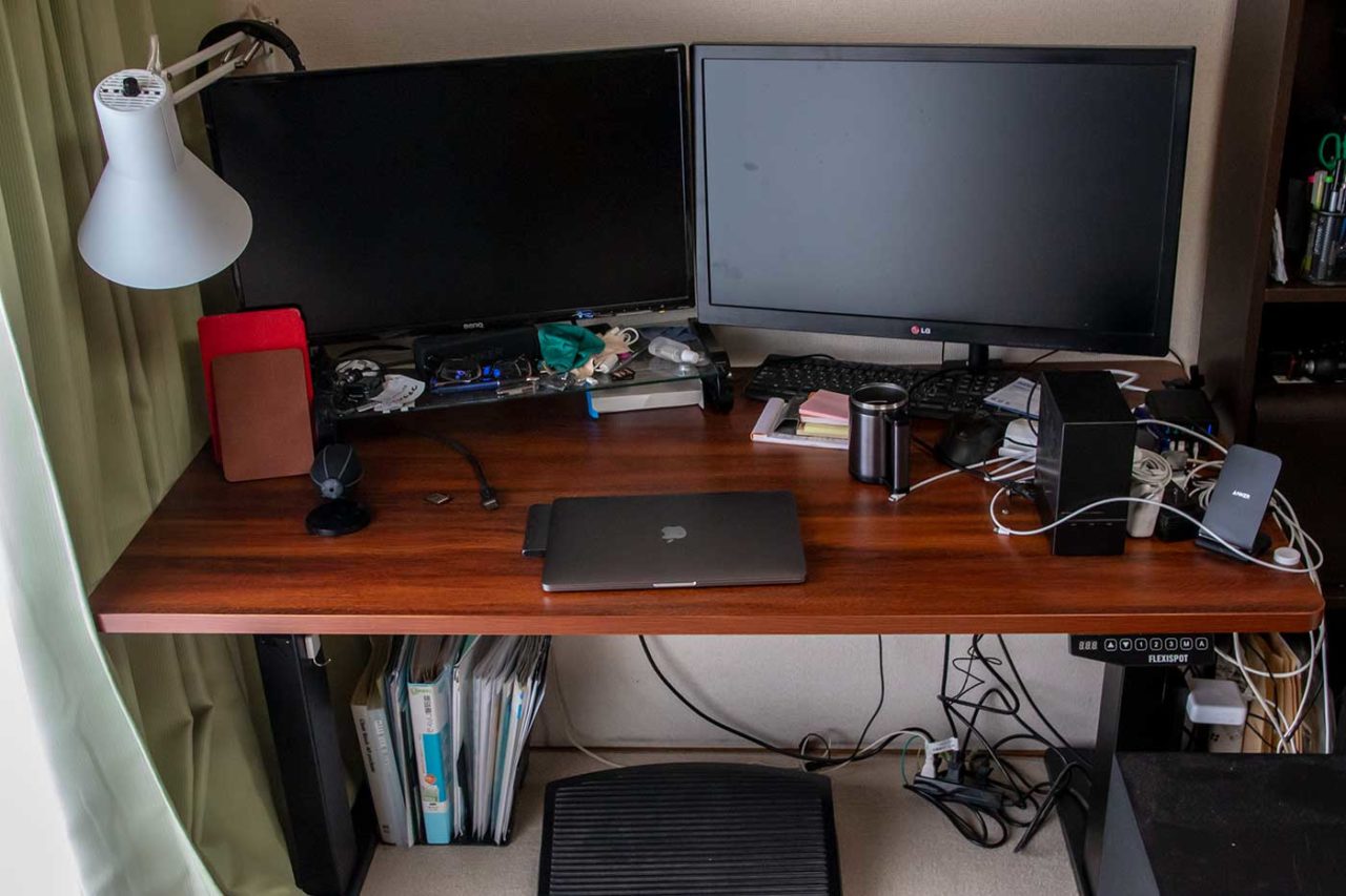 電動昇降デスク「FlexiSpot E3」 レビュー。立ち & 座りで作業が捗るスタンディングデスク | INDOOR HEART