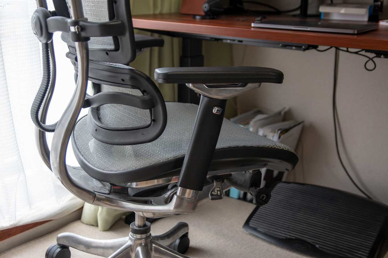 電動昇降デスク「FlexiSpot E3」 レビュー。立ち & 座りで作業が捗るスタンディングデスク | INDOOR HEART