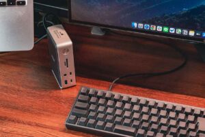 HHKBを有線で接続する方法。電源ボタン長押しの再接続作業がなくなってストレスフリー | INDOOR HEART